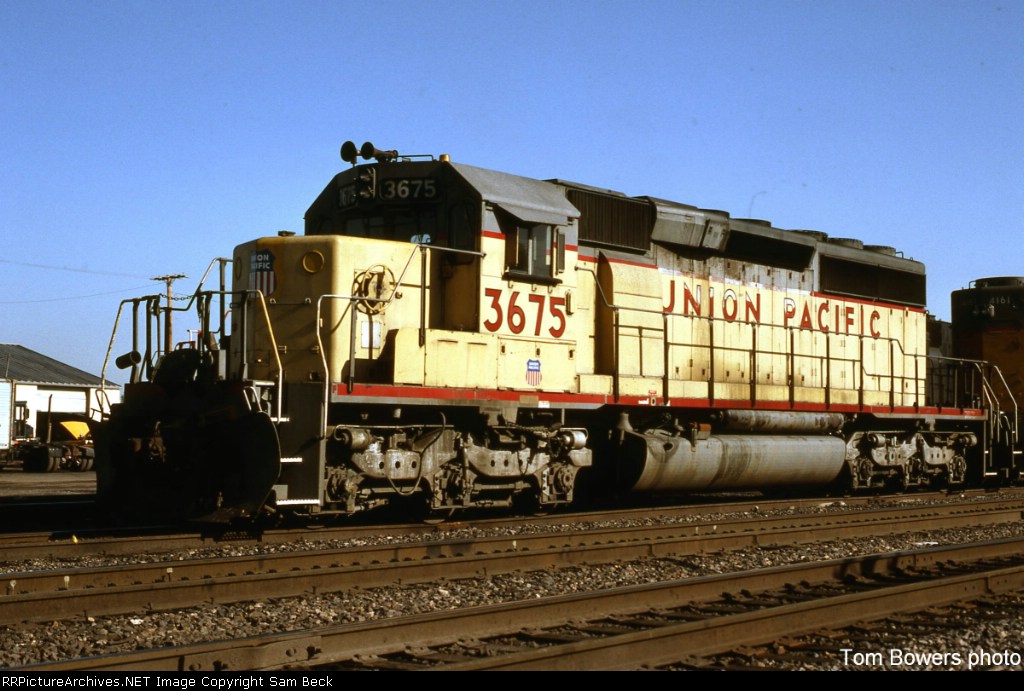 UP 3675--SD40-2